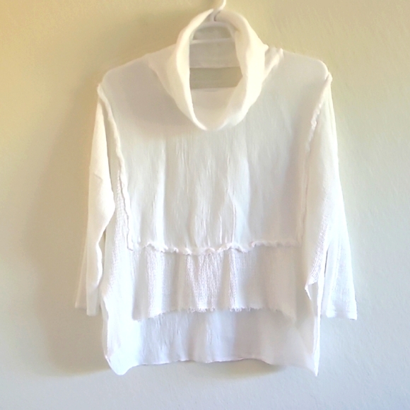 M Made In Italy | Tops | Made In Italy White Boxy Tiered Blouse With 34 ...